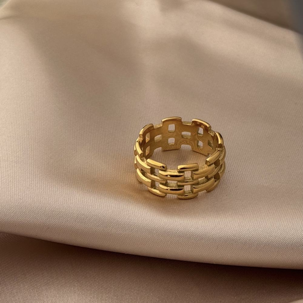 Hazel Hollow Ring – Elaa Jewels